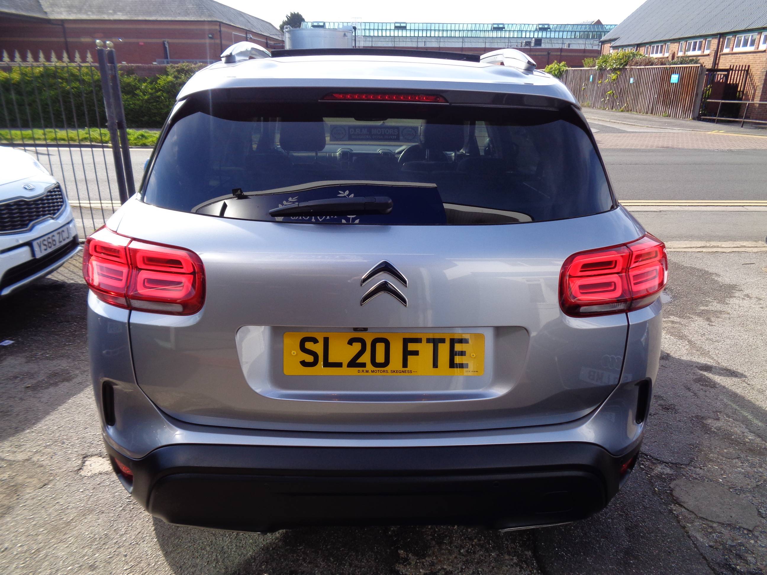 Currently viewing CITROEN C5 AIRCROSS BLUEHDI FLAIR PLUS S/S EAT8 ...
