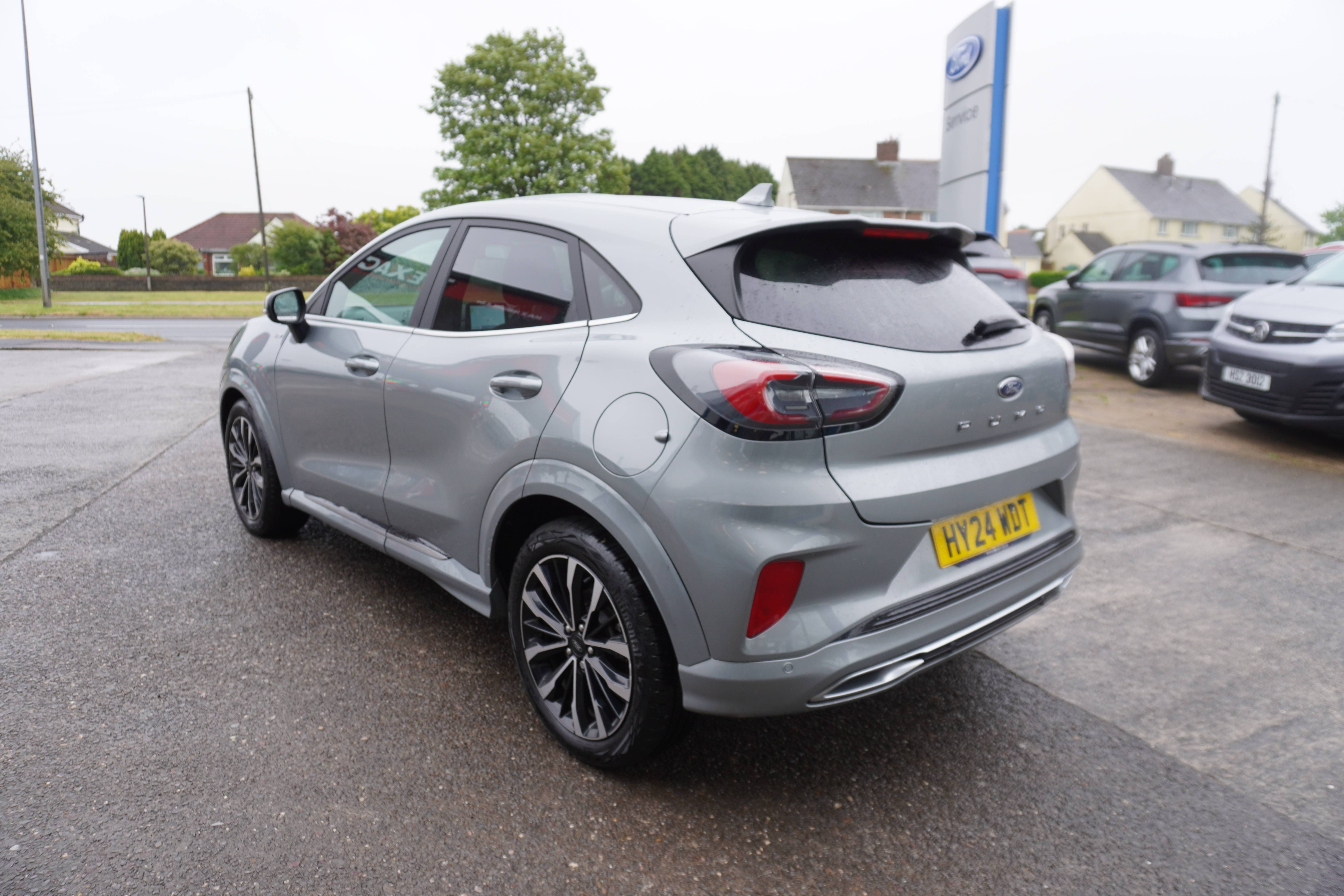 PW Millar - Barry - South Glamorgan | Currently viewing FORD PUMA 1.0 ...